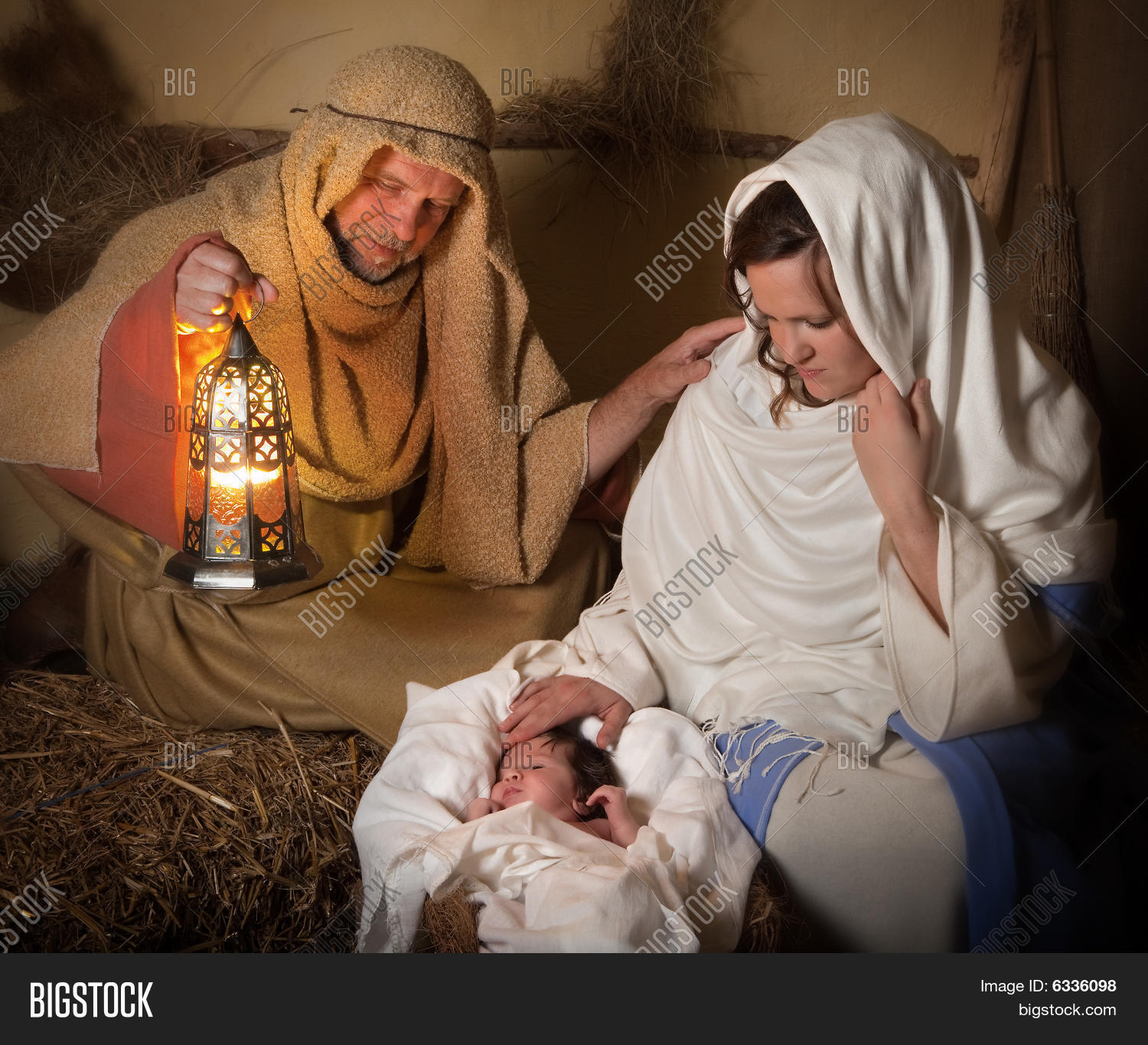 Nativity Scene Alive Image & Photo (Free Trial) | Bigstock