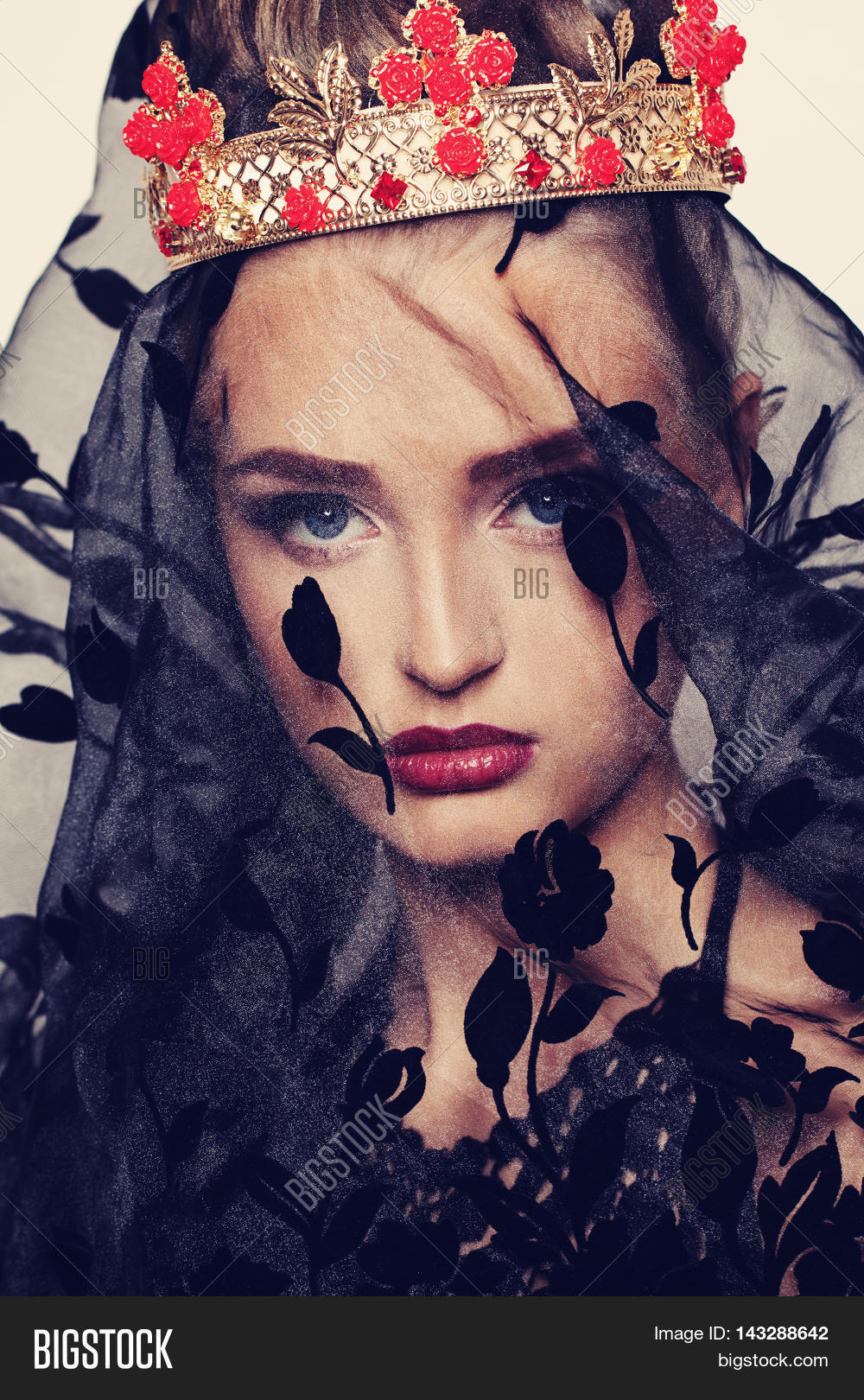 Fashion Woman Royal Image & Photo (Free Trial) | Bigstock