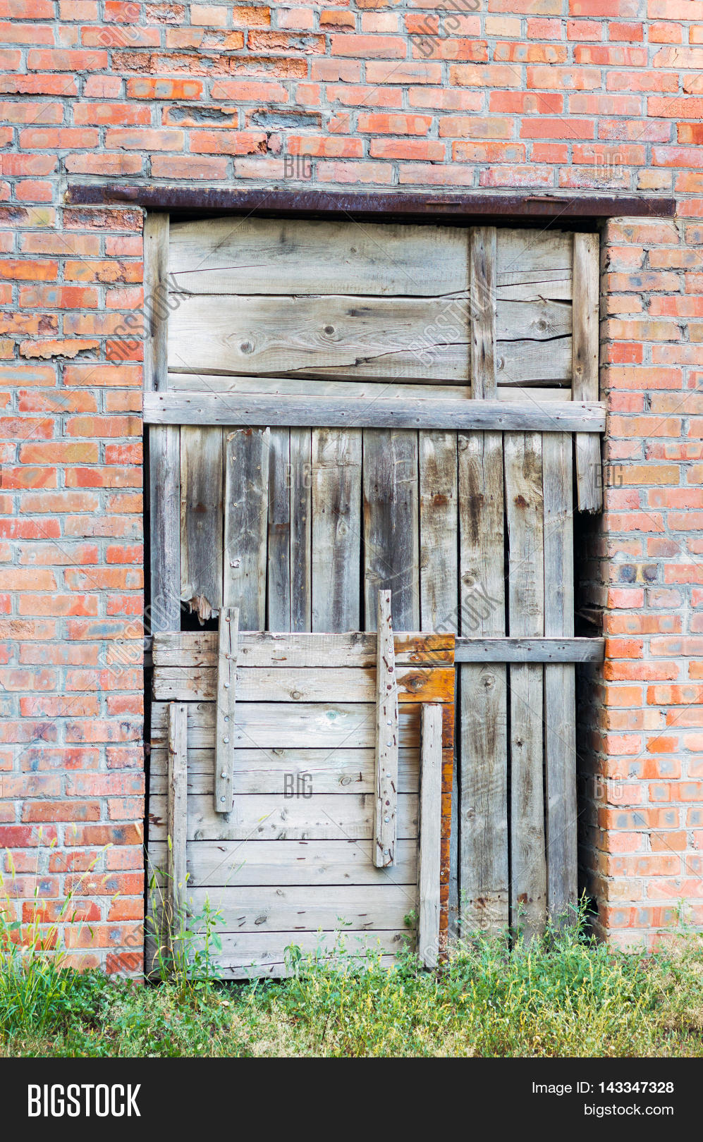 Boarded Doorway Brick Image & Photo (Free Trial) | Bigstock