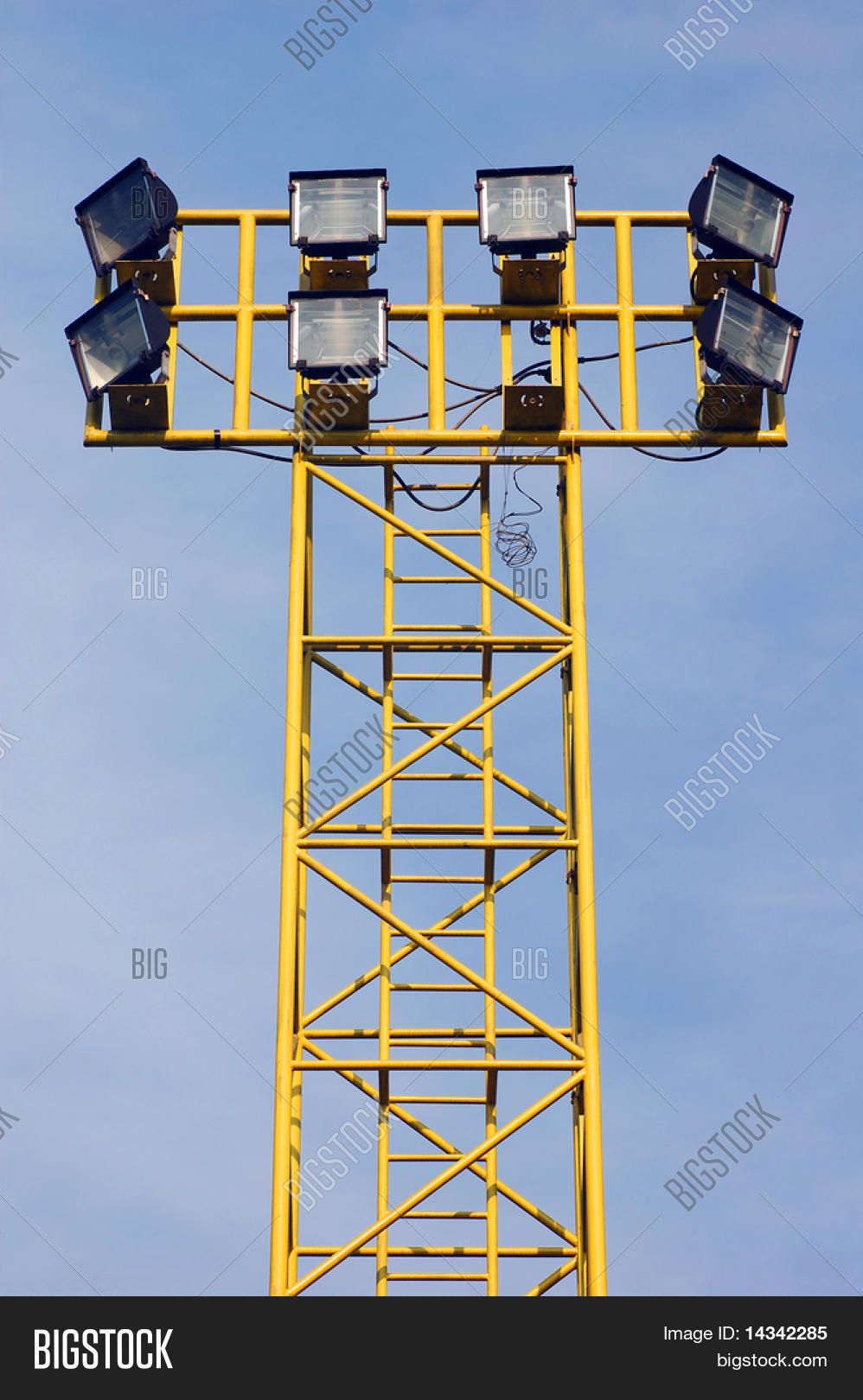 Floodlight Tower Image & Photo (Free Trial) | Bigstock