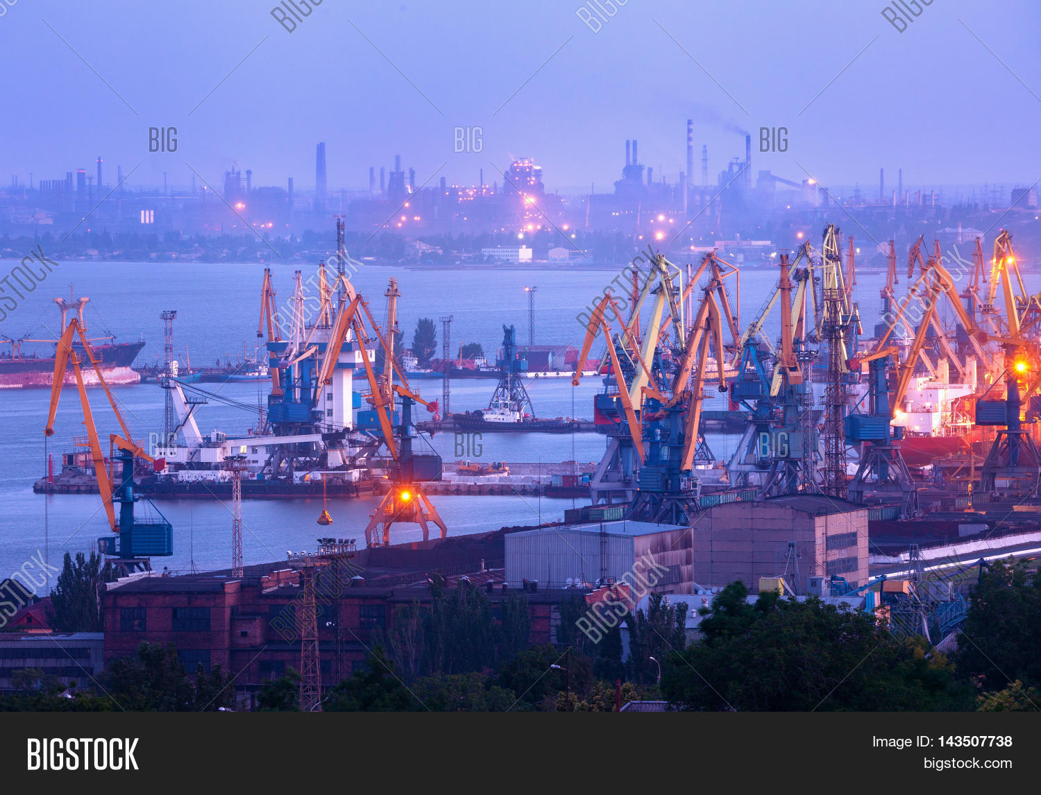 Sea Commercial Port Image & Photo (Free Trial) | Bigstock