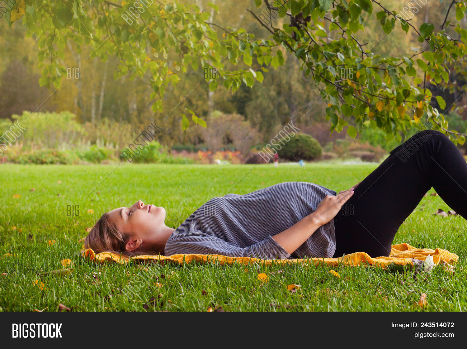 Woman Awaiting Baby, Image & Photo (Free Trial) | Bigstock
