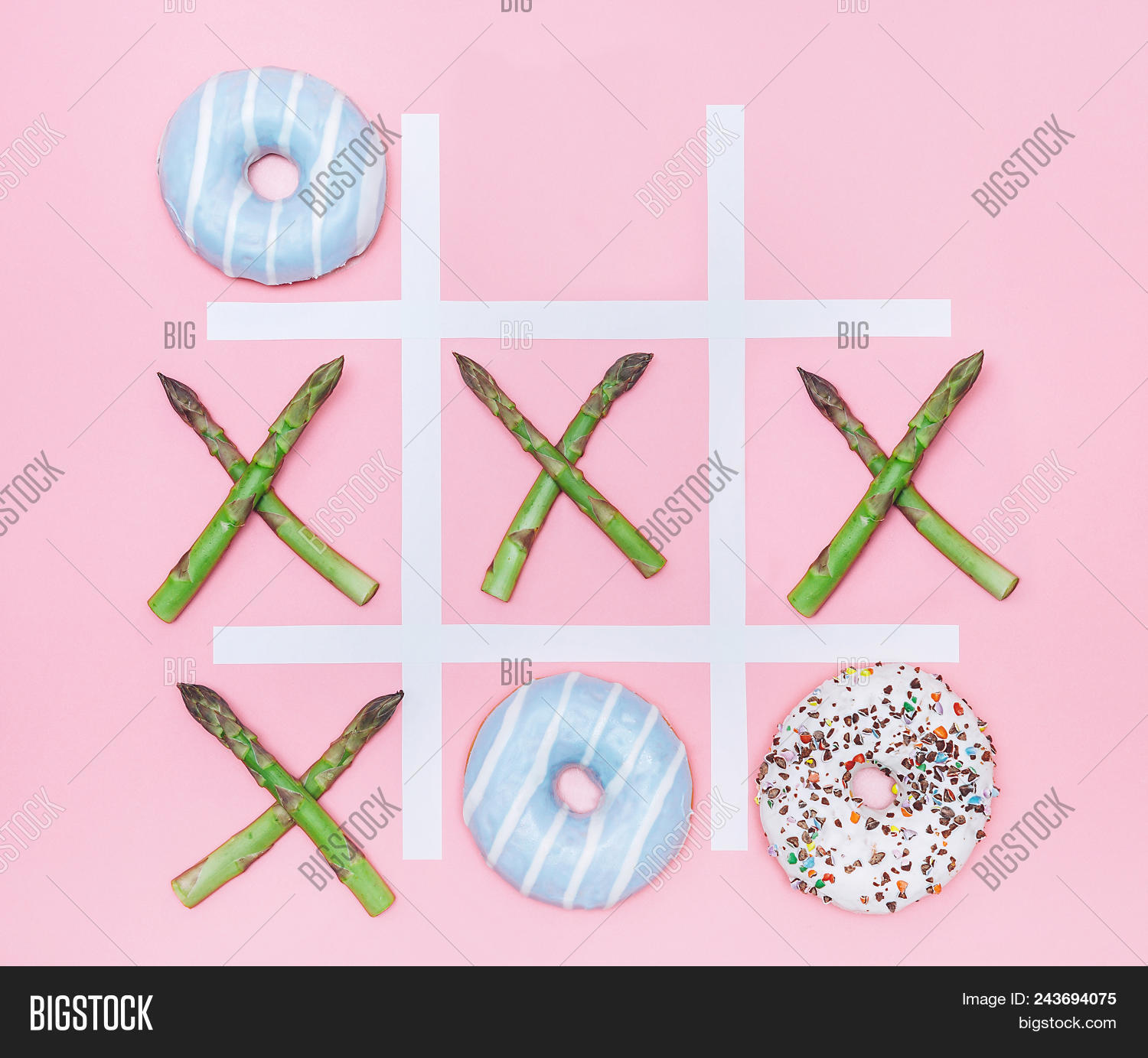 Tik Tak Toe Game Image & Photo (Free Trial) | Bigstock