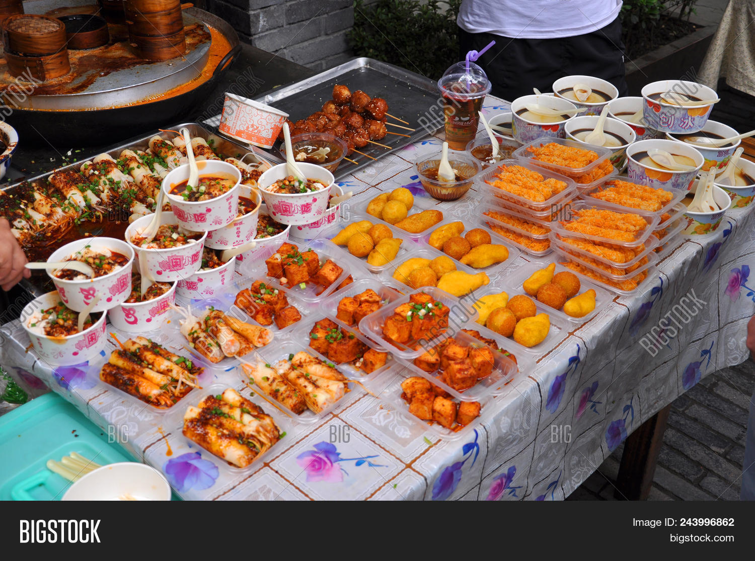 Chengdu, China - Jun. Image & Photo (Free Trial) | Bigstock
