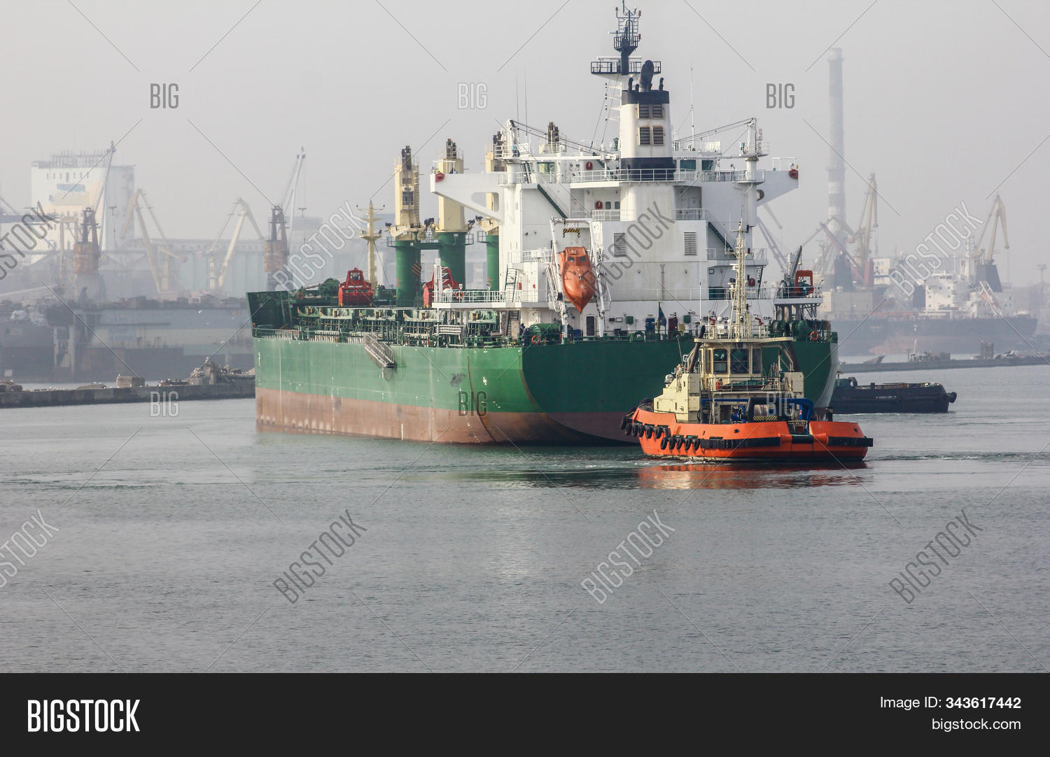 Back View. Tugboat Image & Photo (Free Trial) | Bigstock