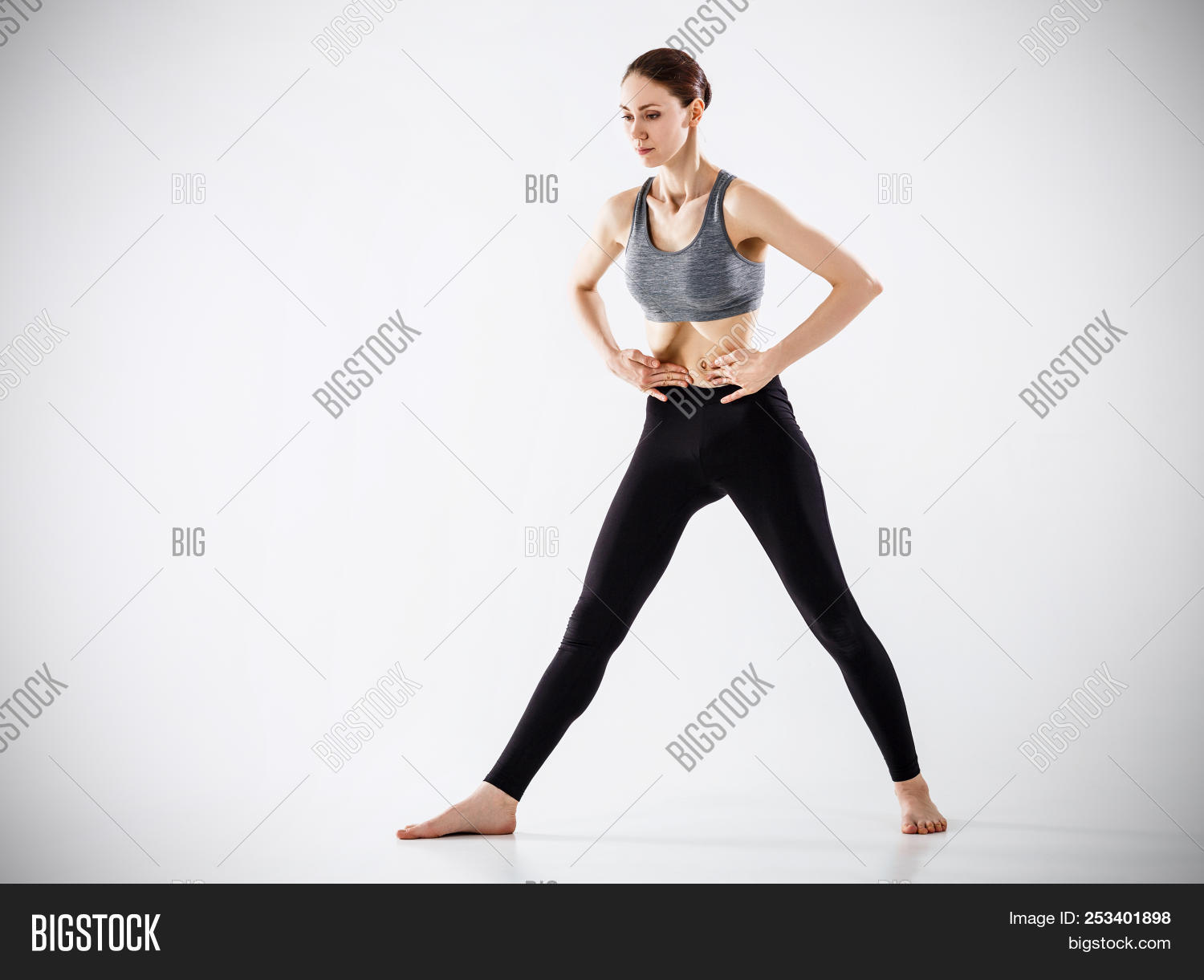 Stomach Vacuum Exercise Women