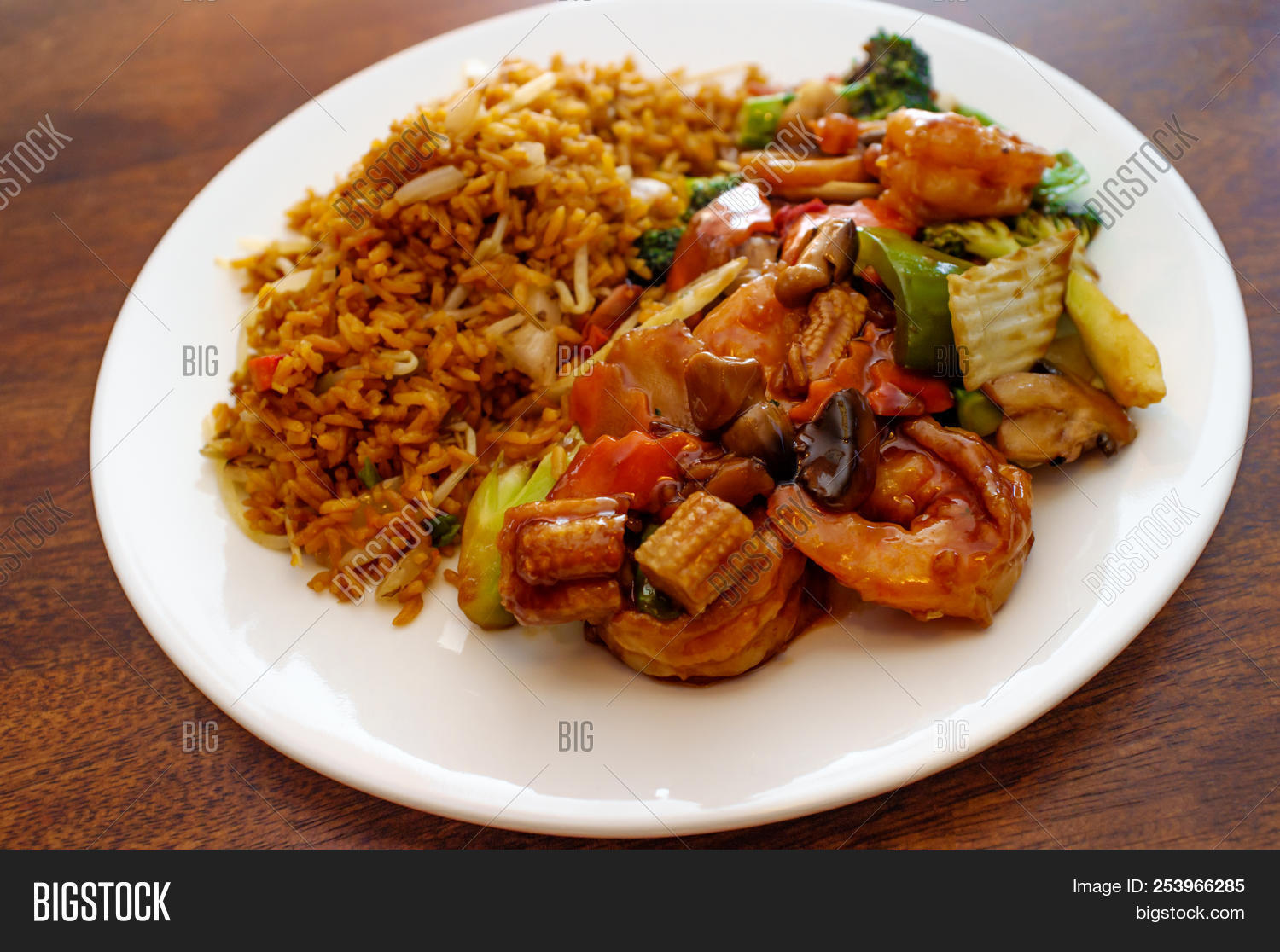 Szechuan Fried Shrimp Image & Photo (Free Trial) | Bigstock