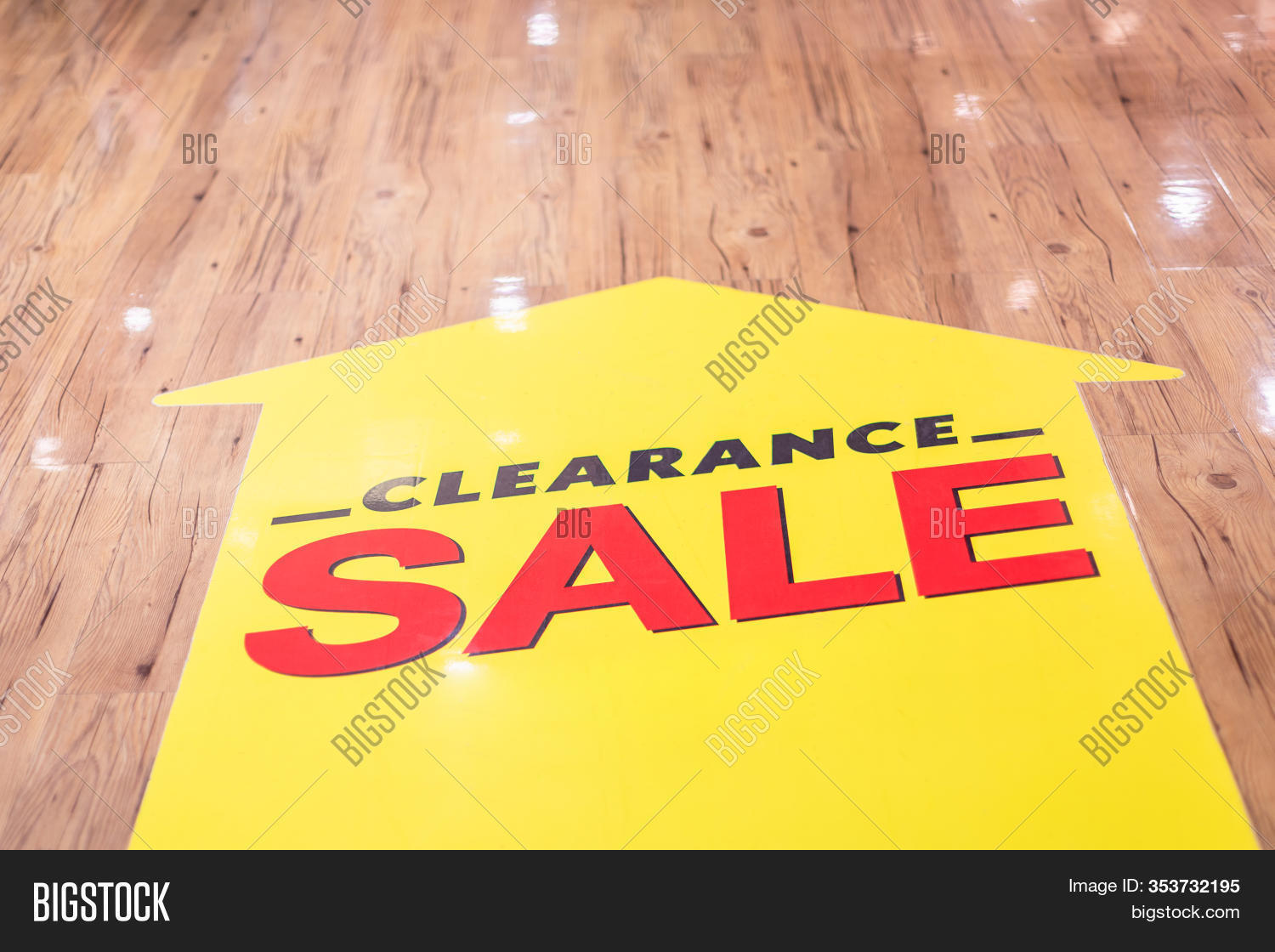Red Clearance Sale Image & Photo (Free Trial) | Bigstock