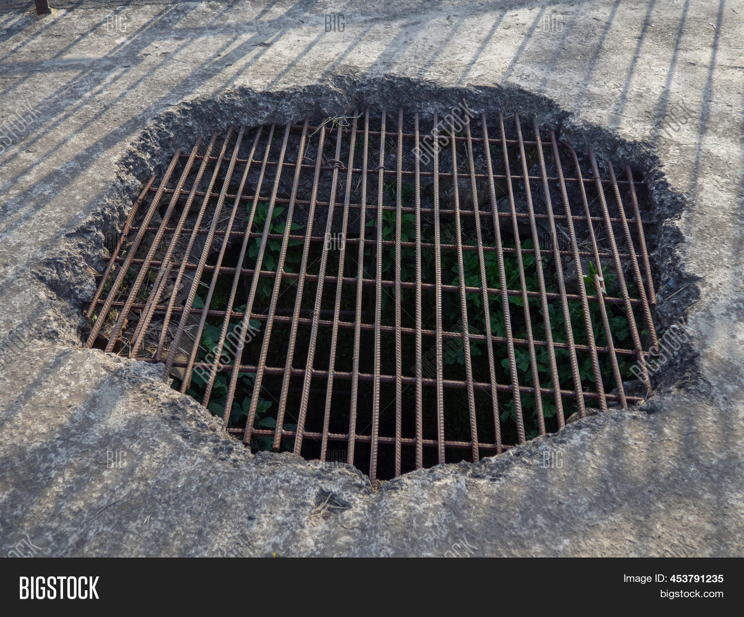Hole Concrete Floor Image & Photo (Free Trial) | Bigstock