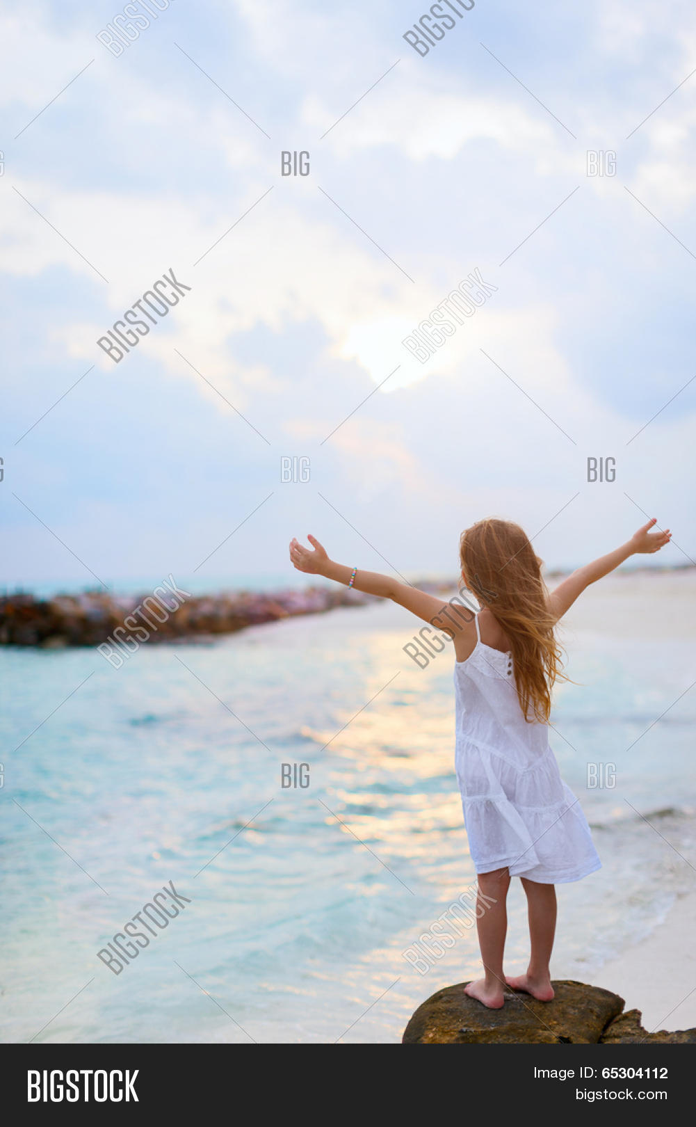 Back View Adorable Image & Photo (Free Trial) | Bigstock