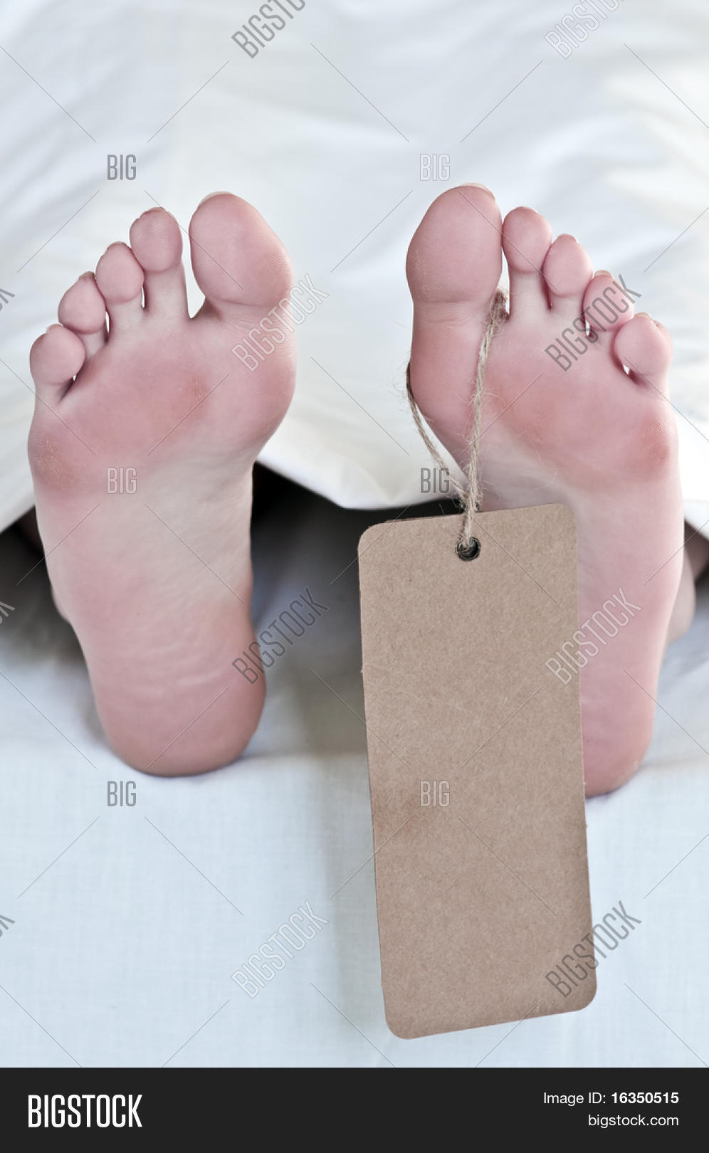 Dead Body Legs Label Image & Photo (Free Trial) | Bigstock