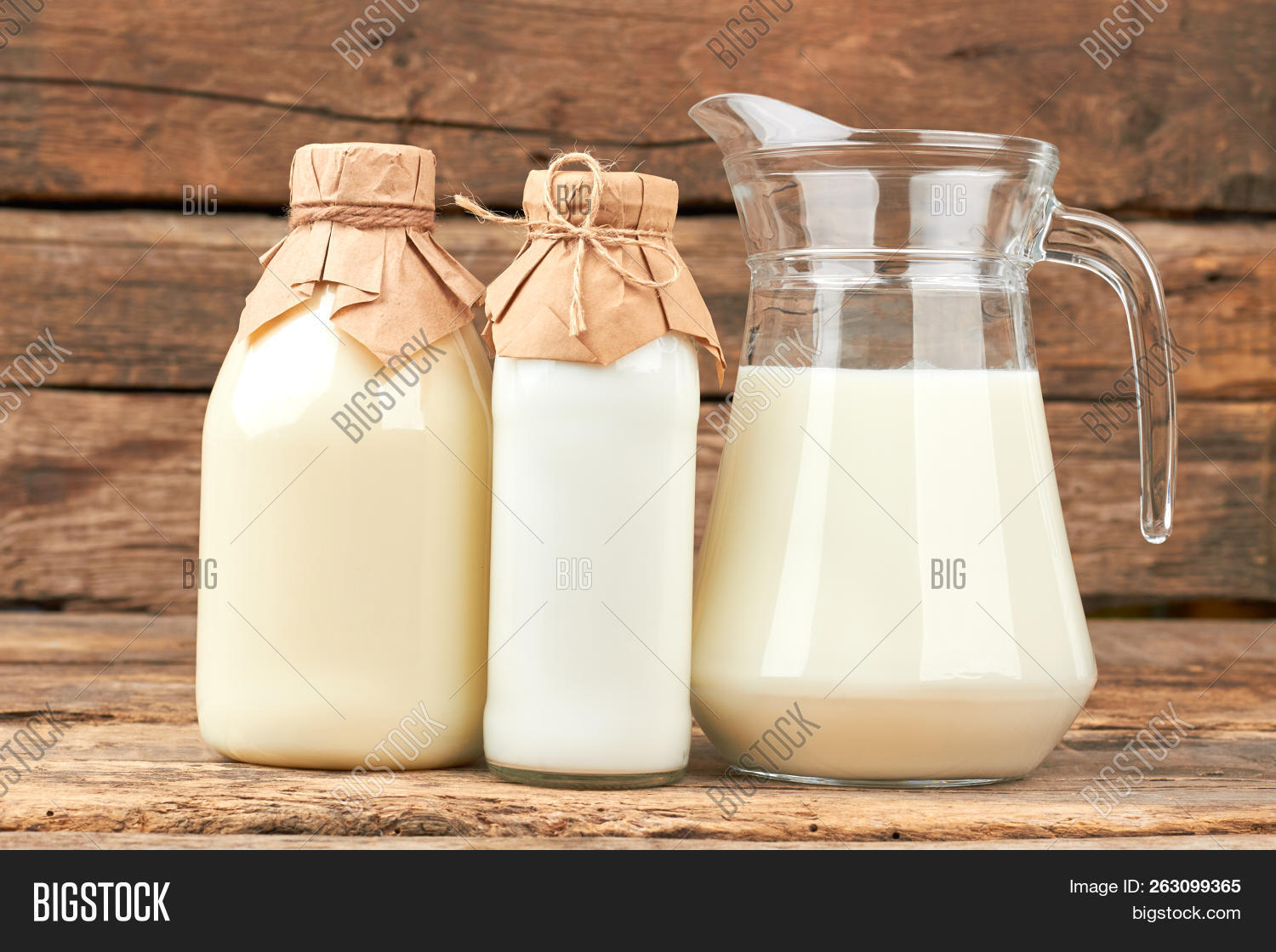 Organic Cow Milk Glass Image & Photo (Free Trial) | Bigstock
