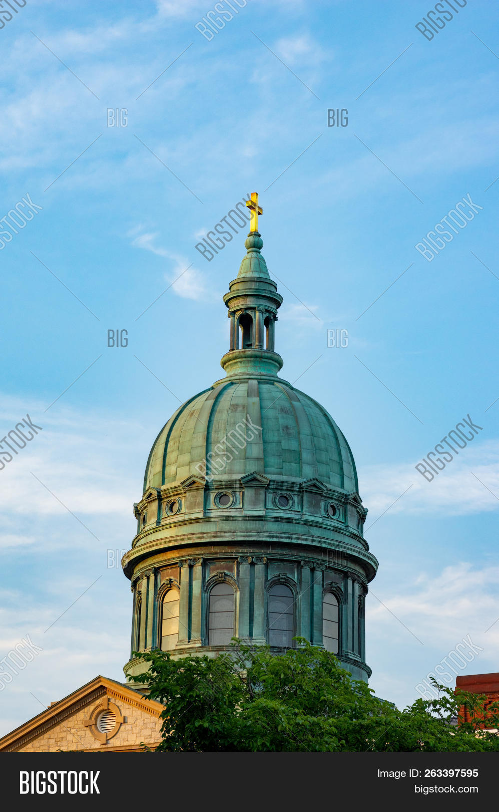 Cathedral Dome Cross Image & Photo (Free Trial) | Bigstock