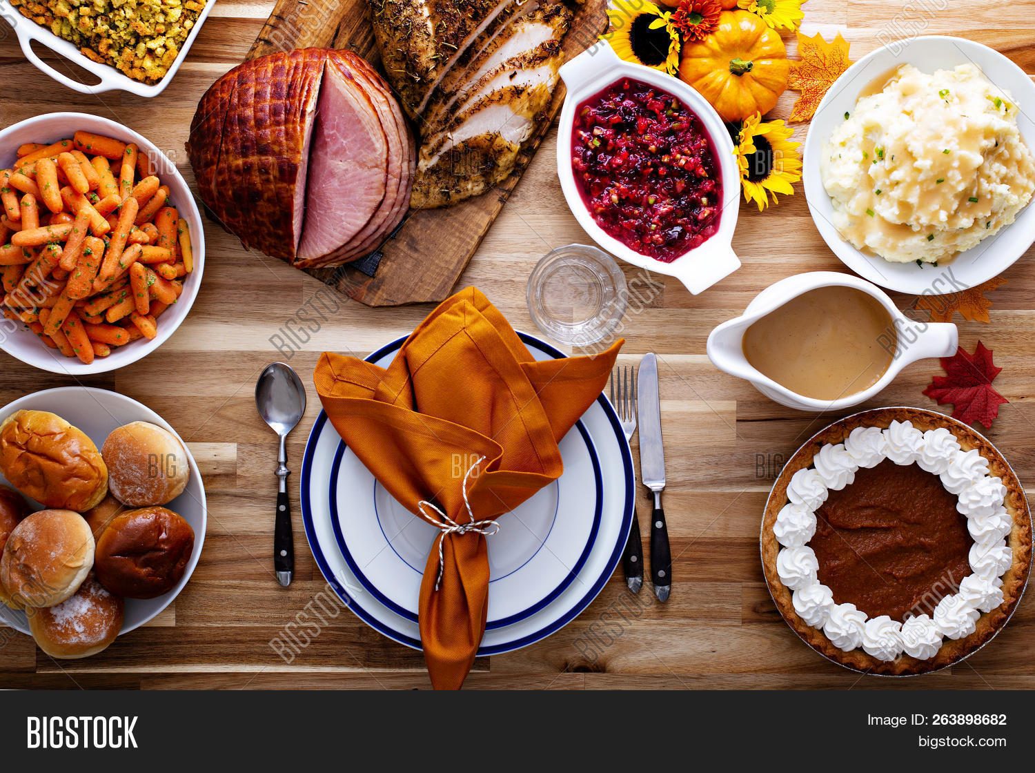 Thanksgiving Table Image & Photo (Free Trial) | Bigstock