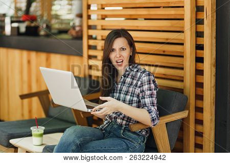 Angry Screaming Sad Image & Photo (Free Trial) | Bigstock