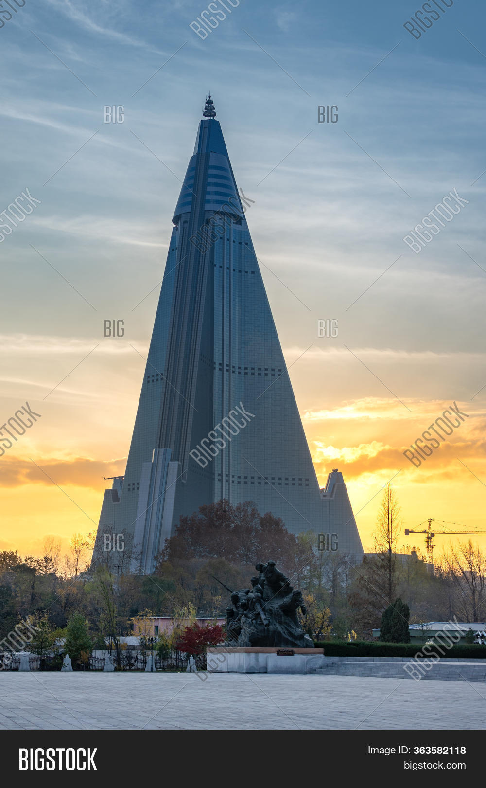 Ryugyong Hotel Image & Photo (Free Trial) | Bigstock