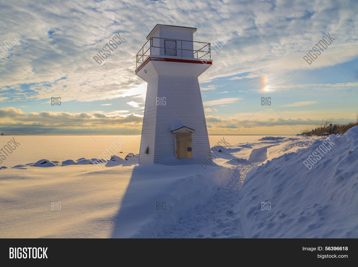 Lighthouse Range Light Image & Photo (Free Trial) | Bigstock