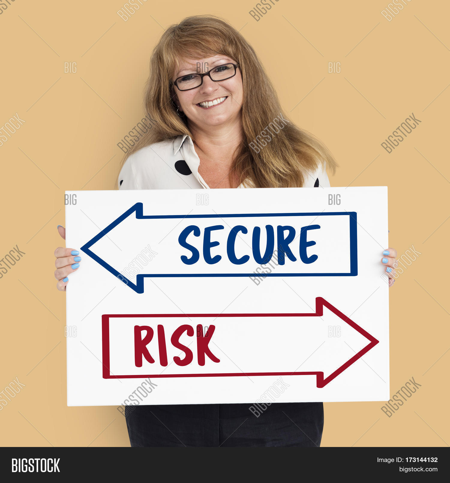 Arrows Opposite Choice Image & Photo (Free Trial) | Bigstock