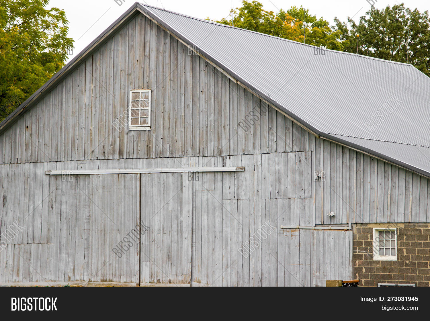 Weathered Rural Barn Image & Photo (Free Trial) | Bigstock