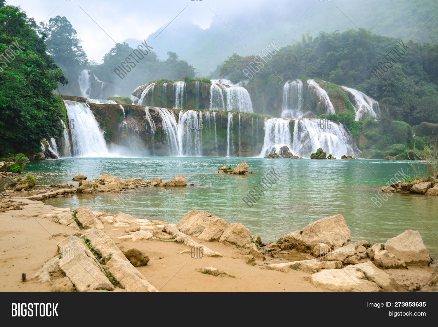 Ban Gioc Waterfall Image & Photo (Free Trial) | Bigstock