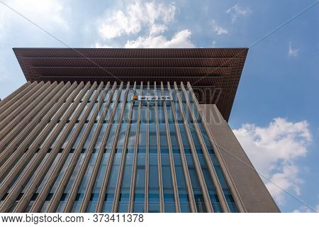 Chengdu, Sichuan Image & Photo (Free Trial) | Bigstock