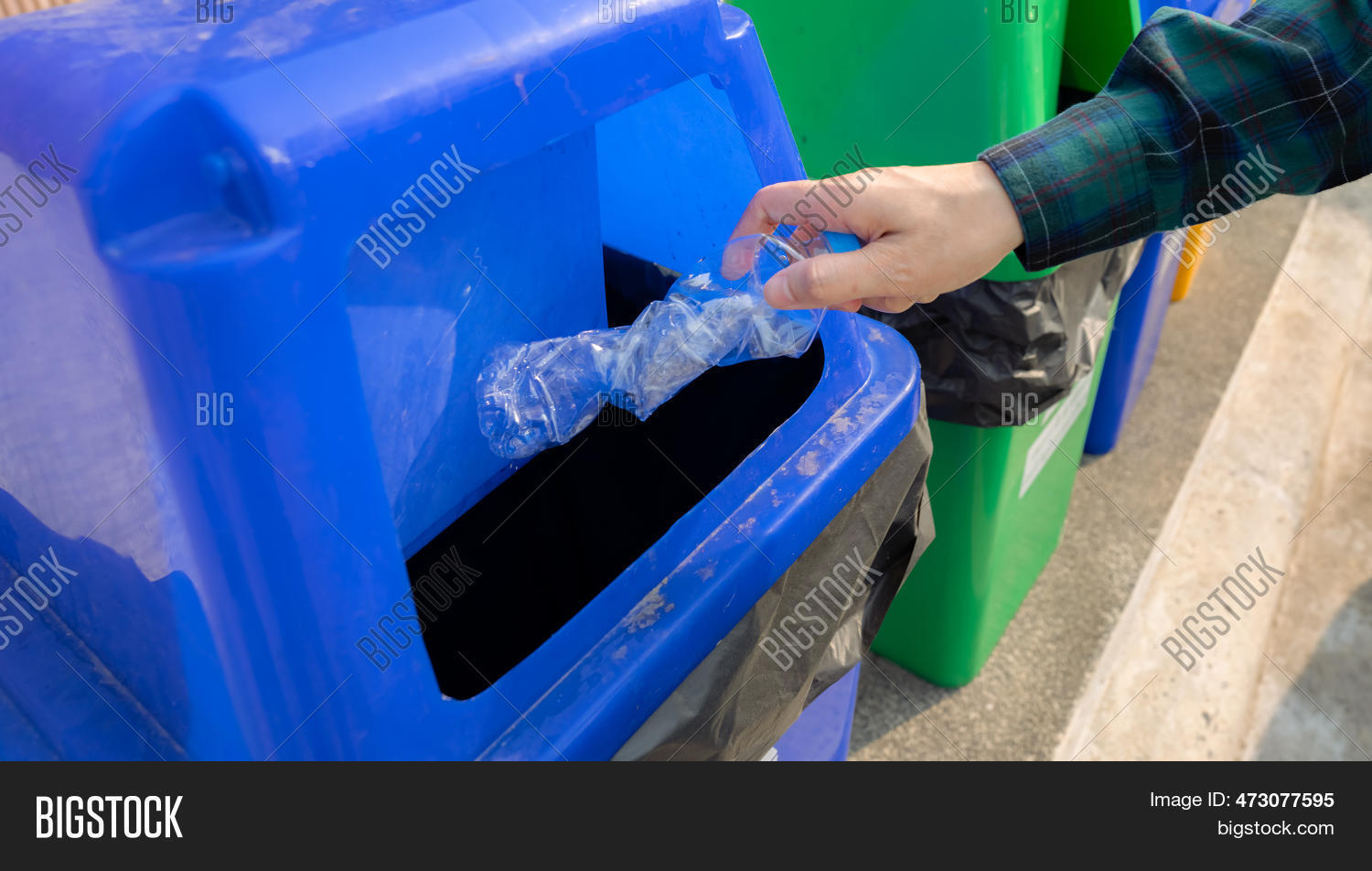 People Hand Throwing Image & Photo (Free Trial) | Bigstock