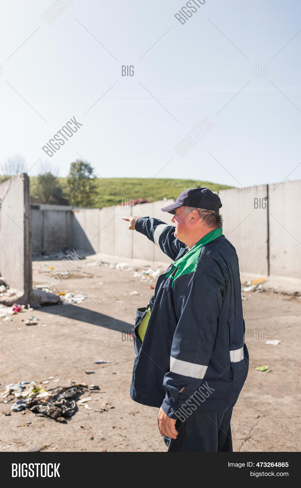 Landfill Worker Image & Photo (Free Trial) | Bigstock