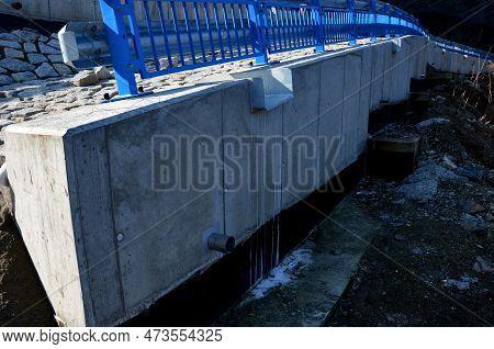 Reinforcement Edge Image & Photo (Free Trial) | Bigstock