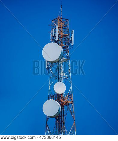 5g Cell Towers Smart Image & Photo (Free Trial) | Bigstock