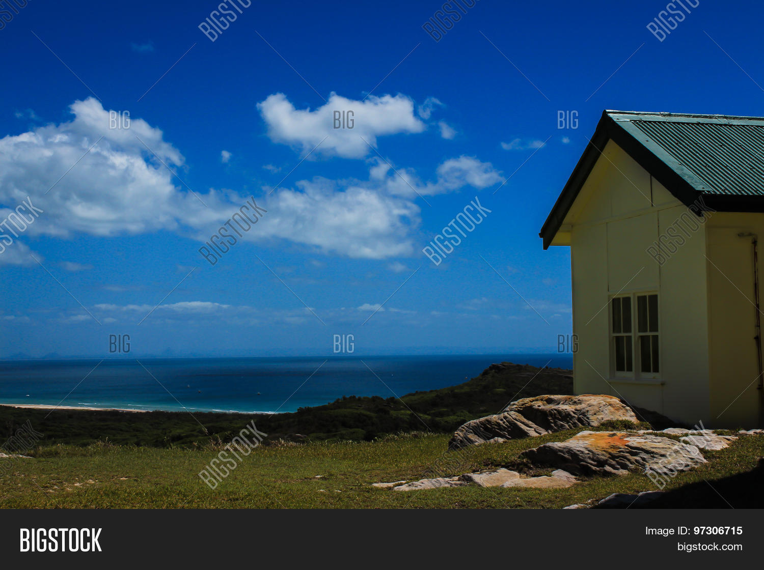 Clifftop House Image & Photo (Free Trial) | Bigstock