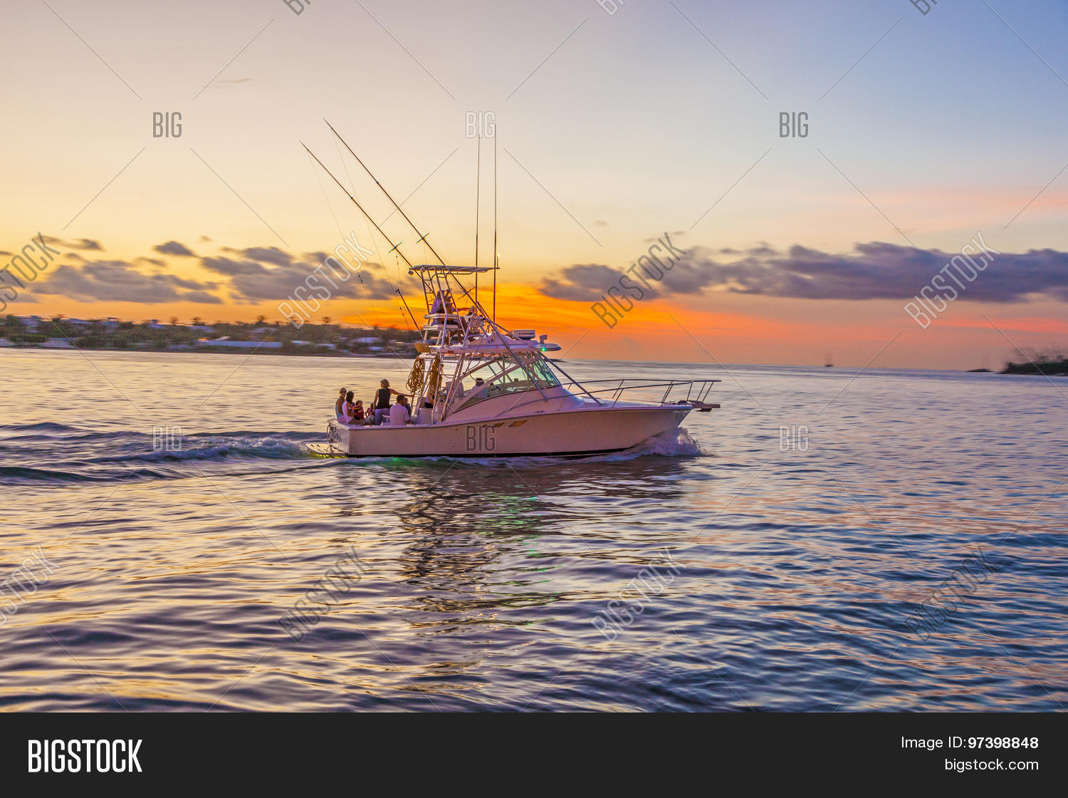 Motor Boat Sunset Key Image & Photo (Free Trial) | Bigstock