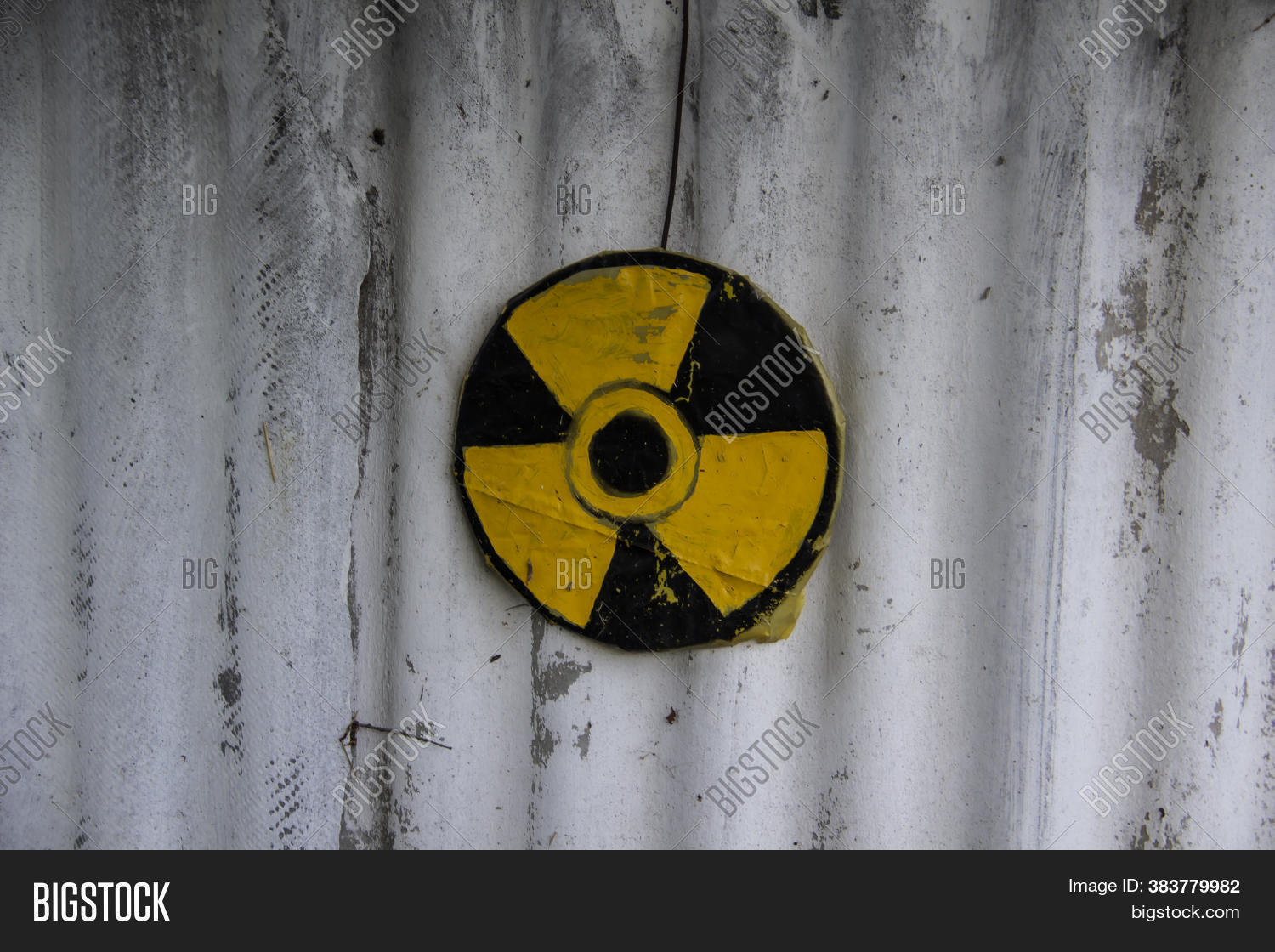 Nuclear Reactor Symbol Image & Photo (Free Trial) | Bigstock
