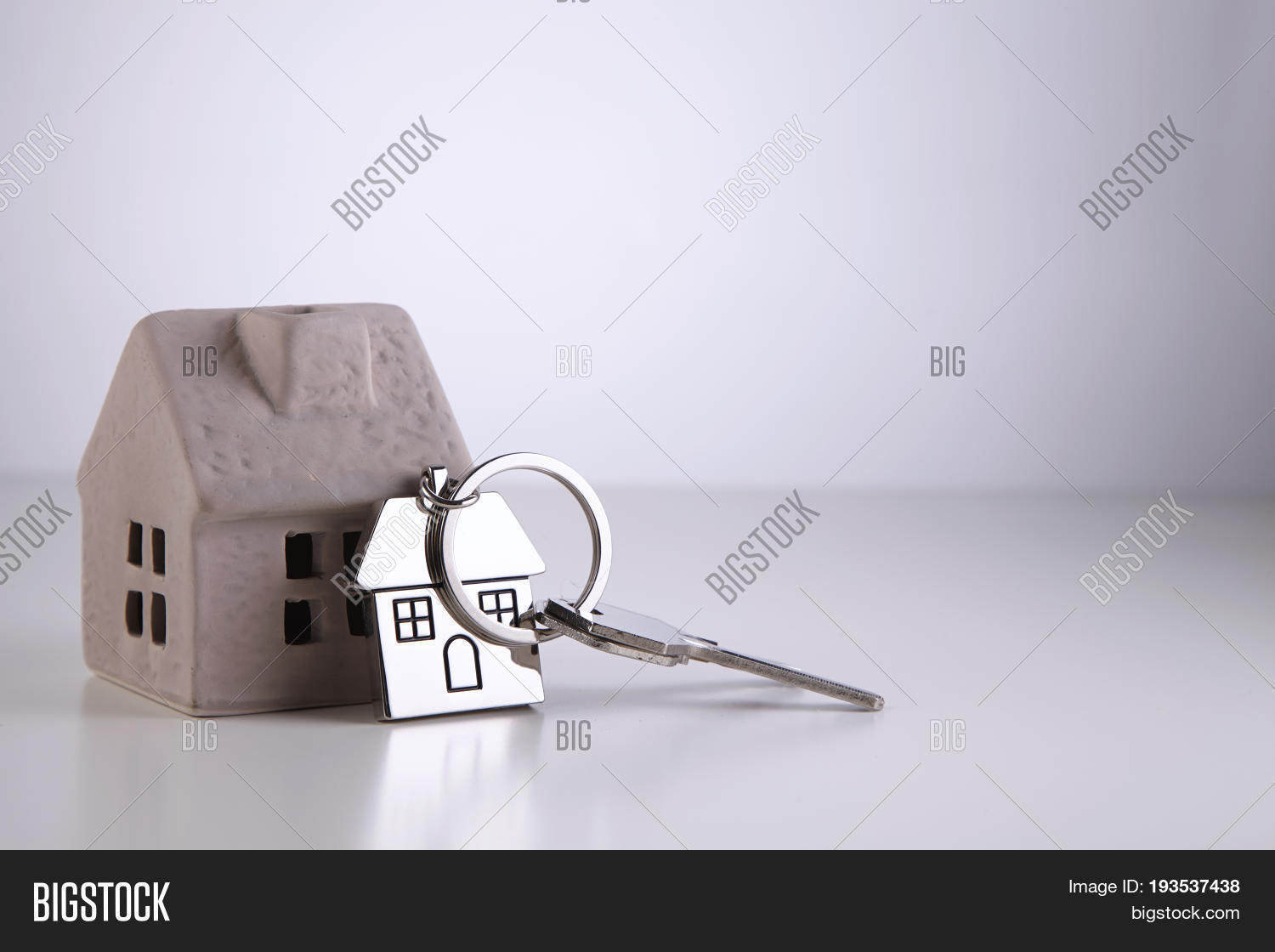 House Shape Key Ring Image & Photo (Free Trial) | Bigstock