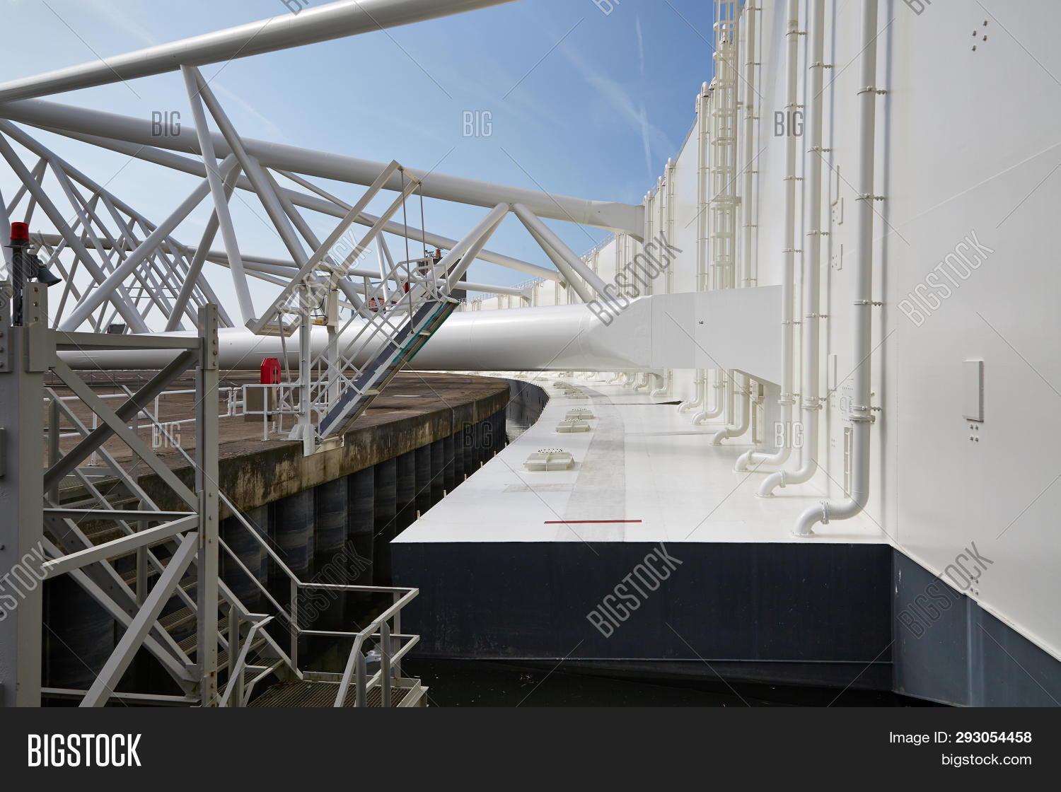 Dam thats cool | A refreshing oasis of excellence in the often toxic ...