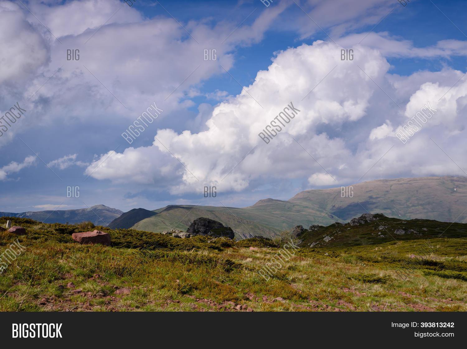 Green Valley Nature Image & Photo (Free Trial) | Bigstock