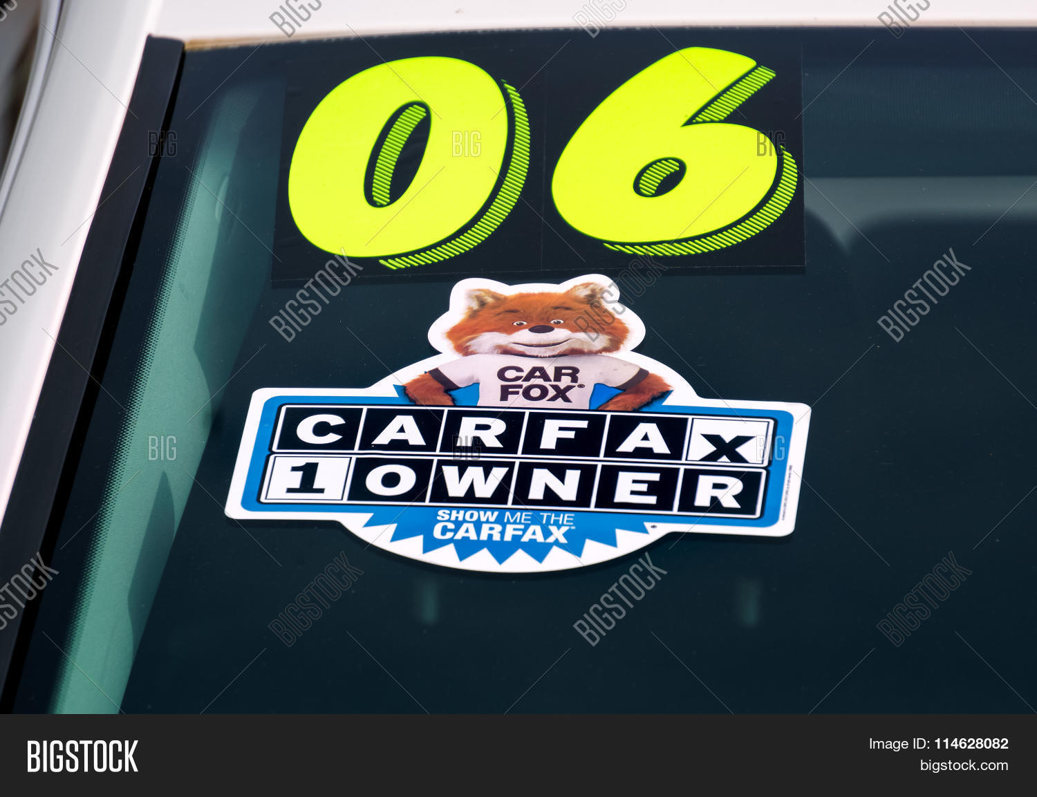 Carfax Logo Emblem On Image & Photo (Free Trial) | Bigstock