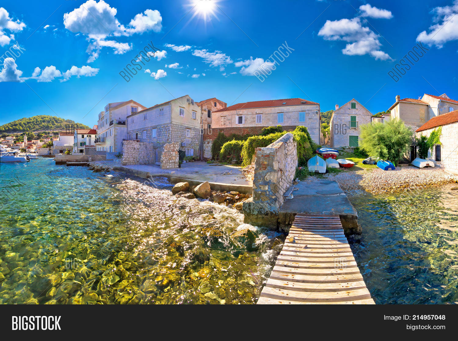 Island Town Vis Image & Photo (Free Trial) | Bigstock