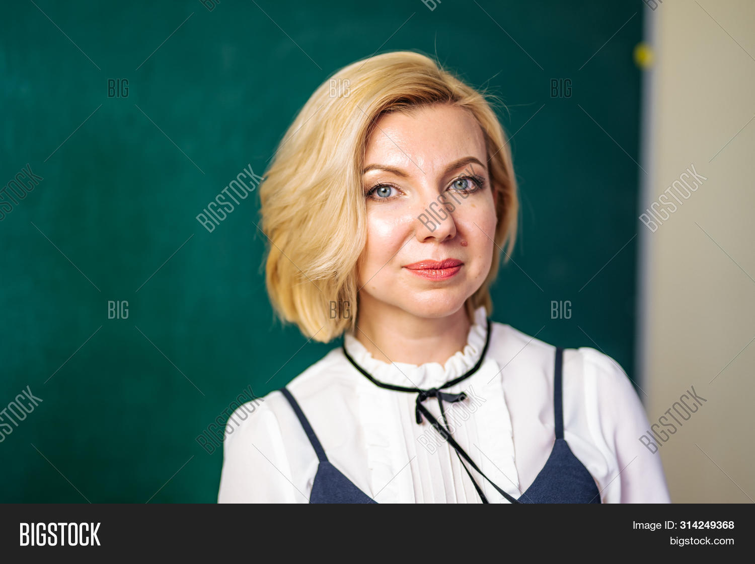 Beautiful Female Image & Photo (Free Trial) | Bigstock