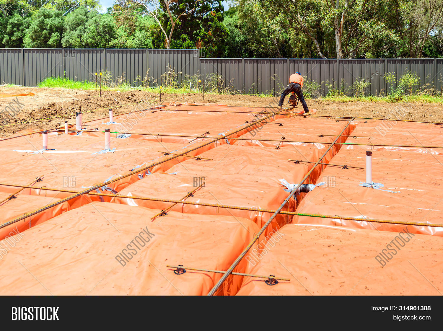 Australian Builder Image & Photo (Free Trial) | Bigstock
