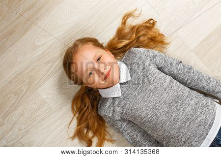 Top View Little Girl Image & Photo (Free Trial) | Bigstock