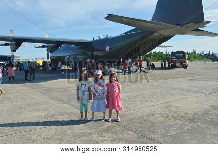 Static Show Sukhoi Image & Photo (Free Trial) | Bigstock