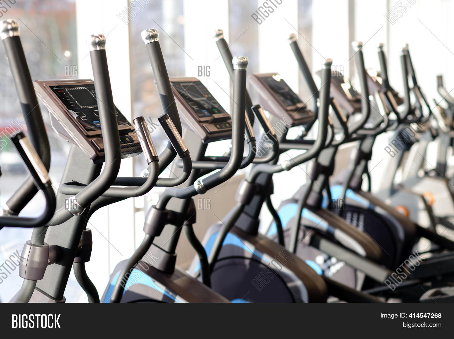 Treadmill Modern Gym Image & Photo (Free Trial) | Bigstock