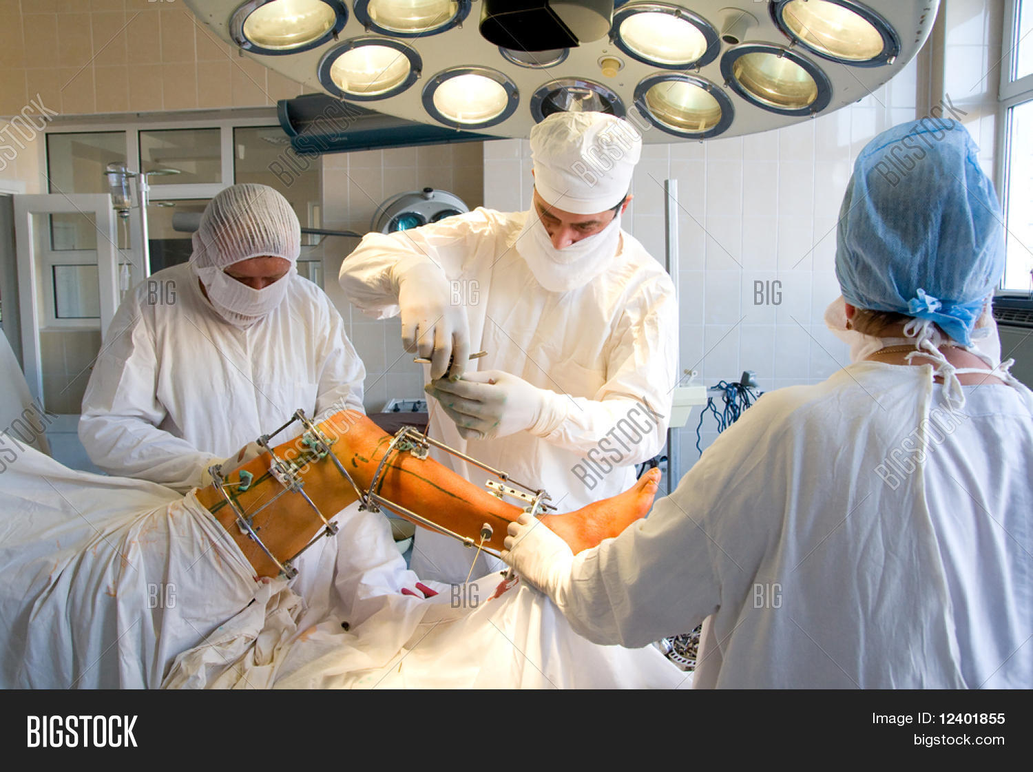 Surgeons Team Work Image & Photo (Free Trial) | Bigstock
