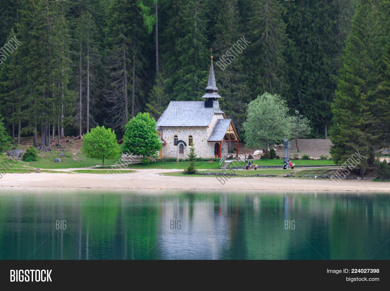 Little Chapel Lake Image & Photo (Free Trial) | Bigstock