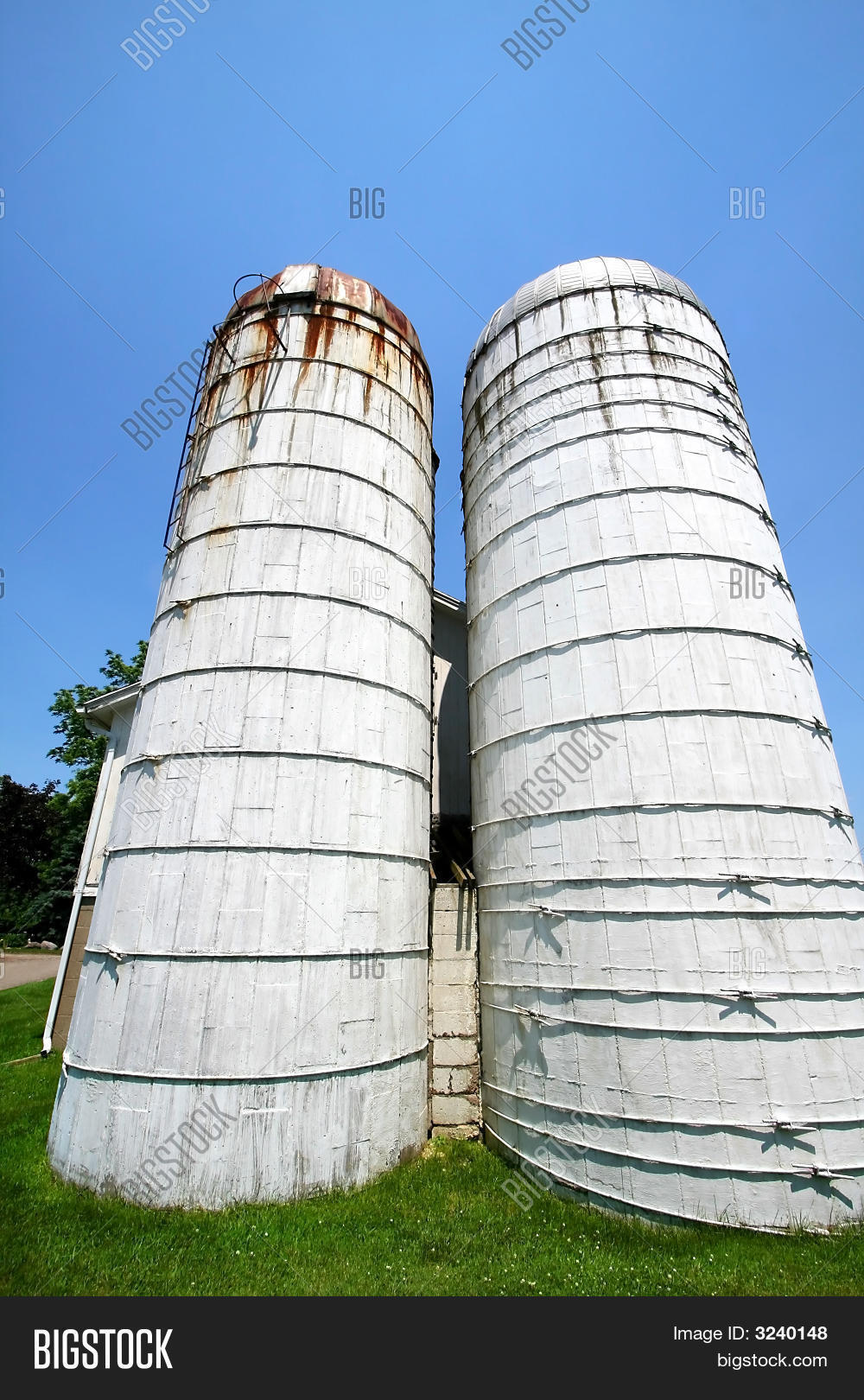 Twin Towers Old Barn Image & Photo (Free Trial) | Bigstock
