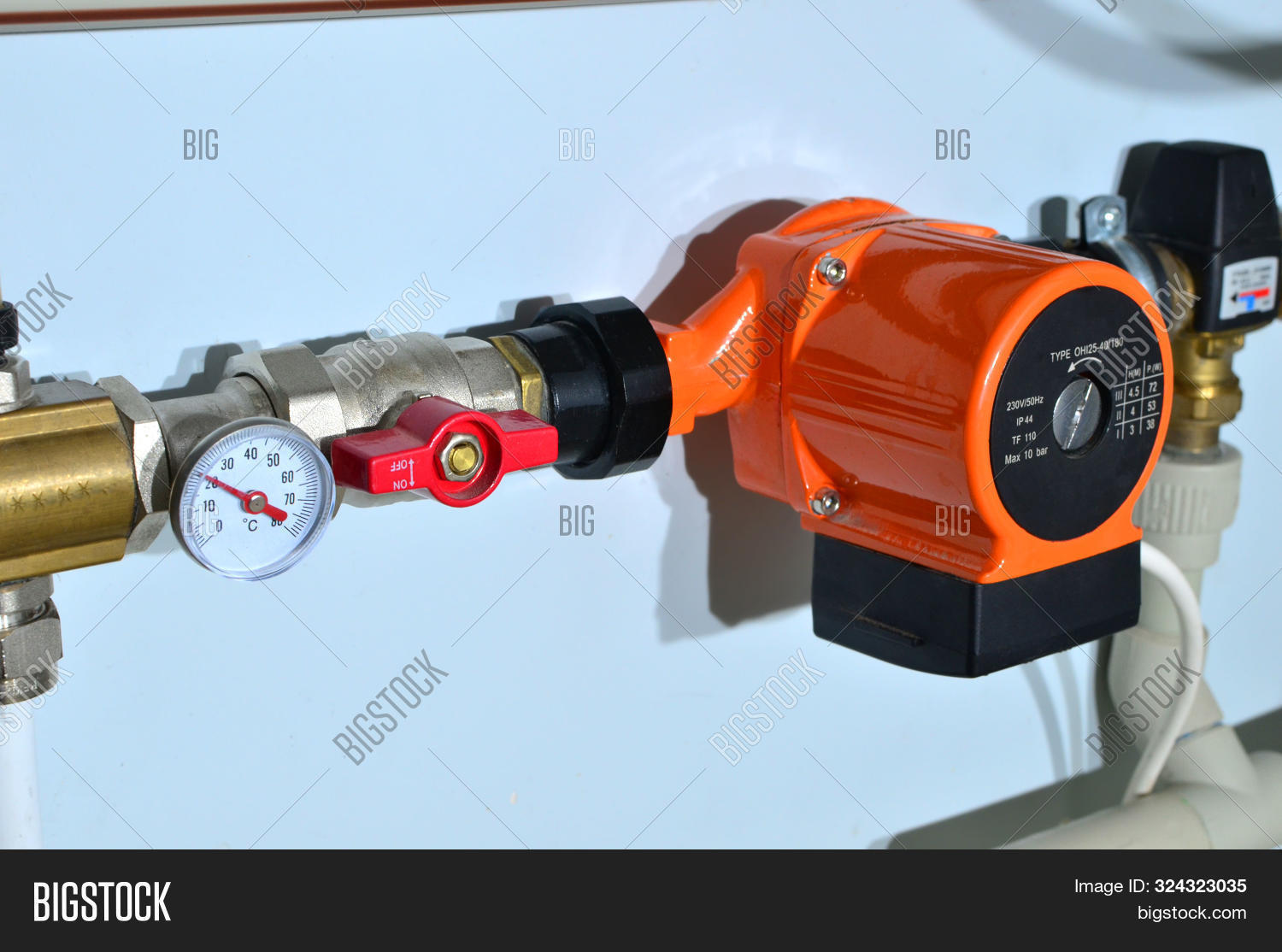 Pump Thermometer Water Image & Photo (Free Trial) | Bigstock