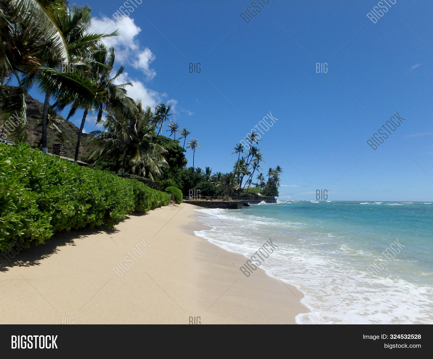 Makalei Beach Waves Image & Photo (Free Trial) | Bigstock