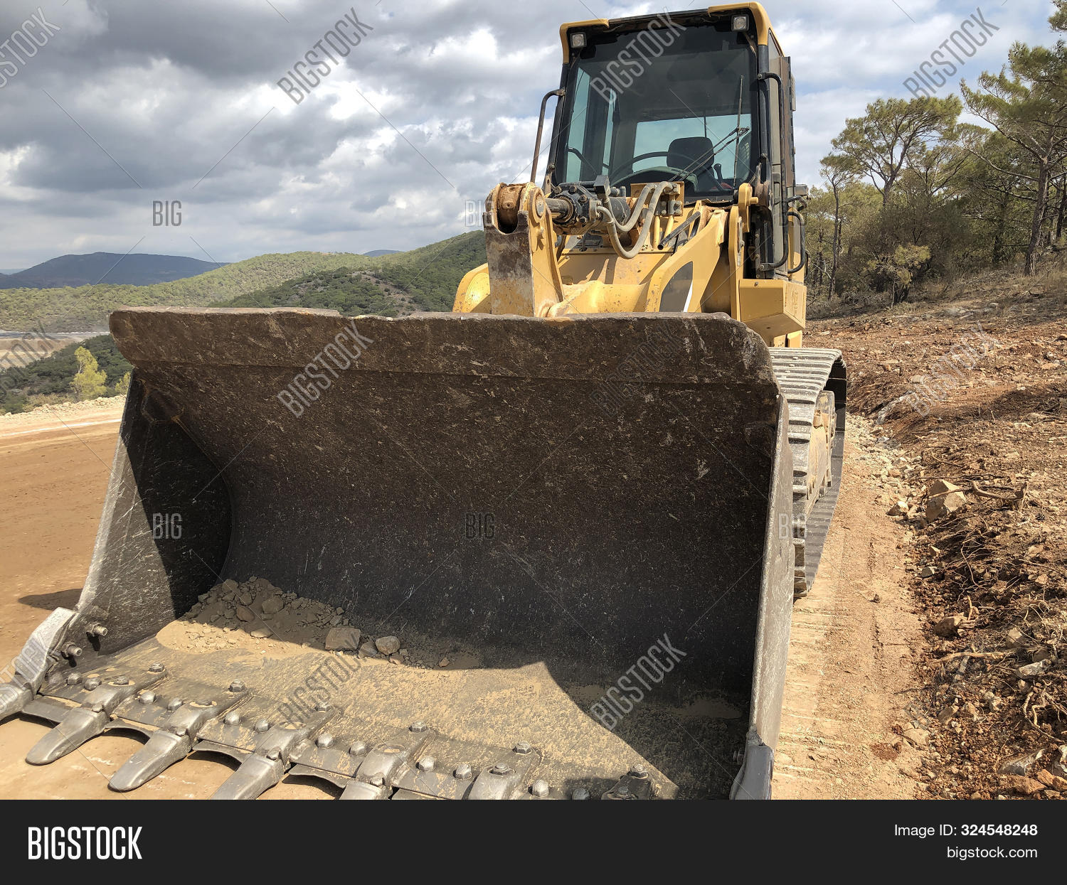 Bucket Crawler Image & Photo (Free Trial) | Bigstock
