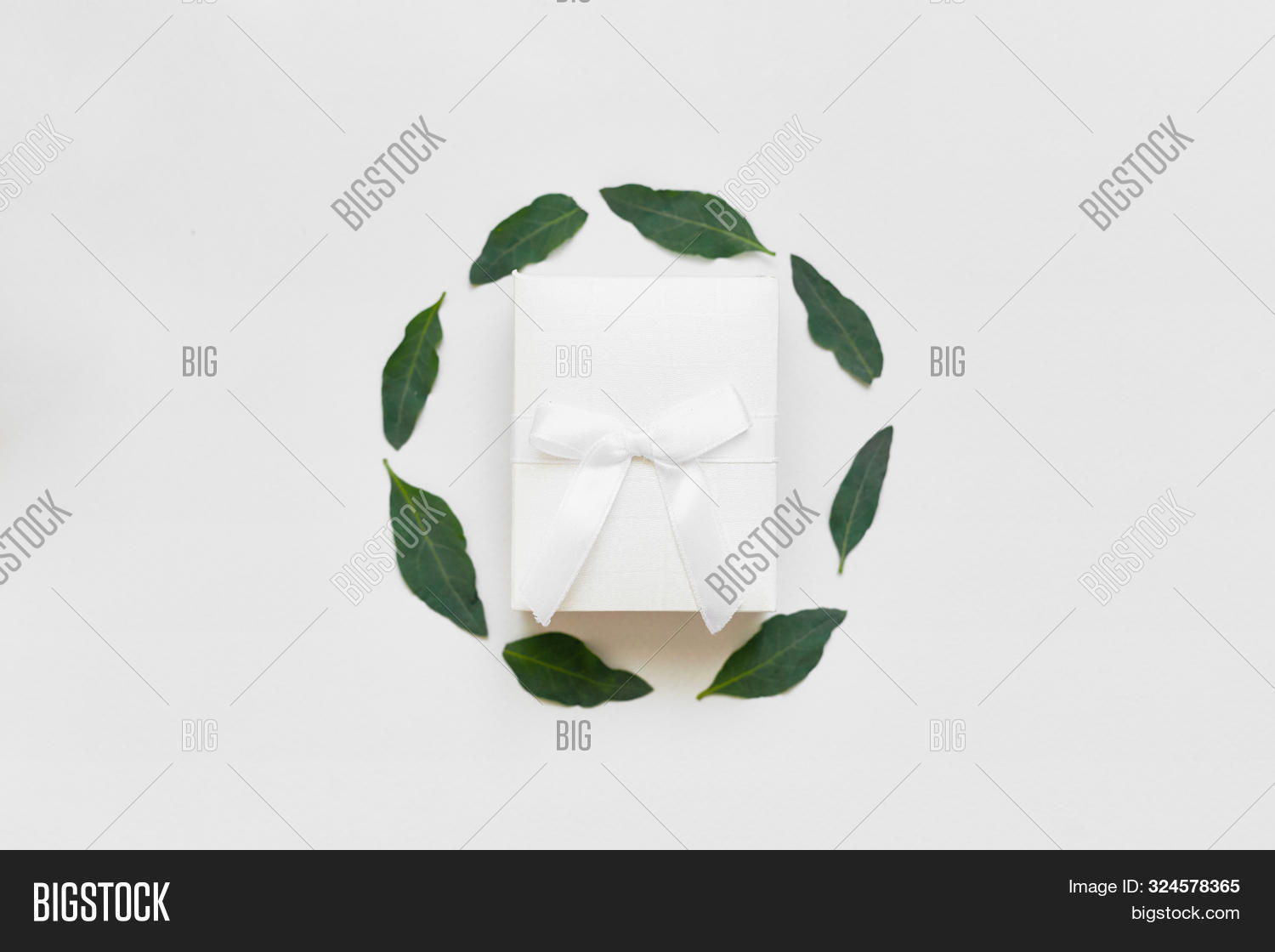 Top View Gist Box Image & Photo (Free Trial) | Bigstock