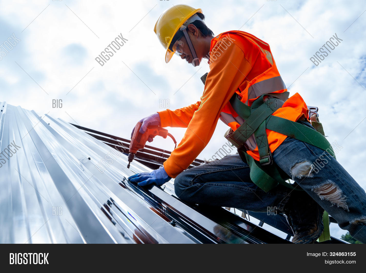 Roofer Working On Roof Image & Photo (Free Trial) | Bigstock